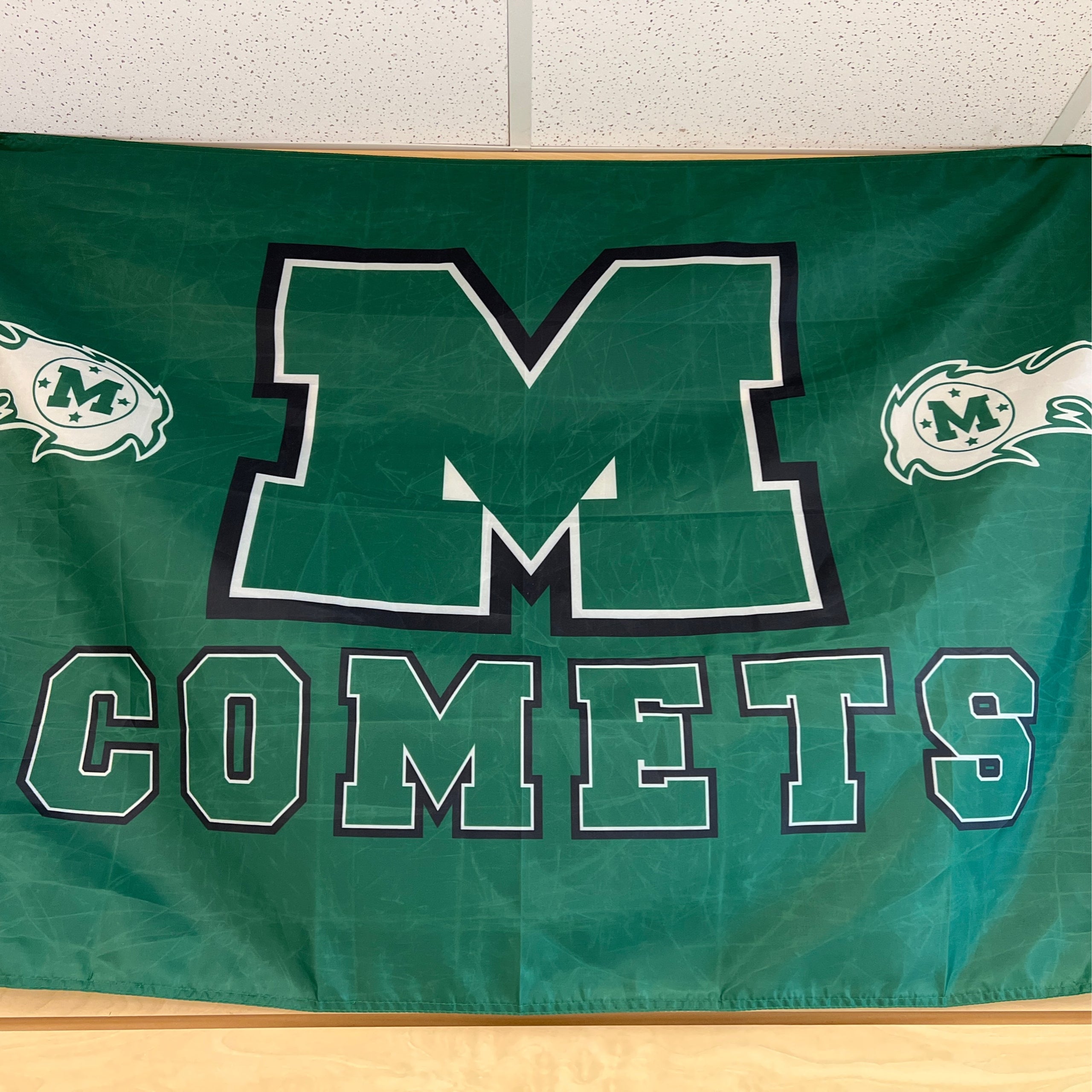 Mason Comets Flag | The Comet Zone